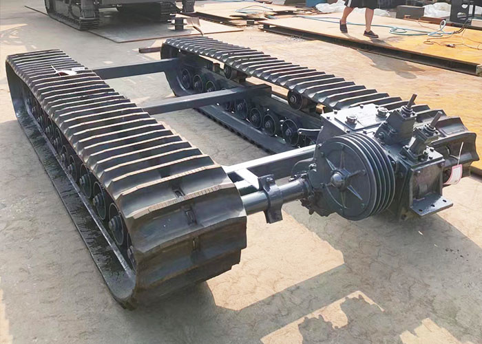 Diesel Engine Driven Crawler Track Undercarriage For Engineering 3 MT ...